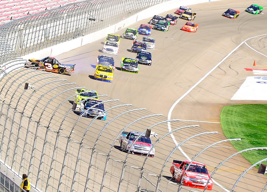 Nascar trucks • MomentoGP